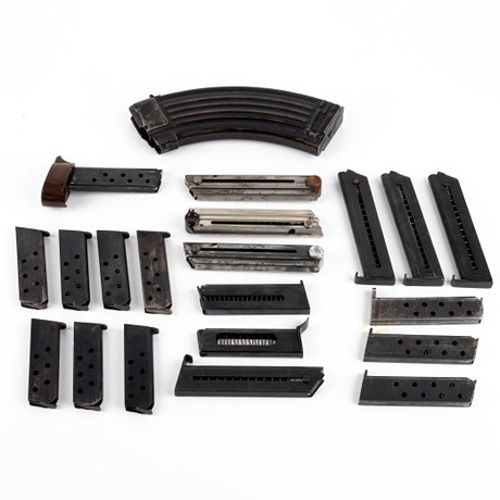 MAGAZINE, lot, for pistols and assault rifles. Weapons & Militaria ...