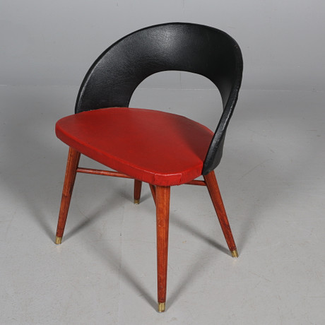 A 1950s/60s chair. Furniture - Armchairs & Chairs - Auctionet