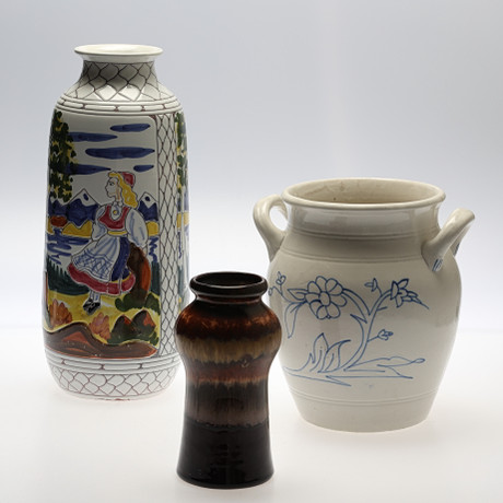 KERAAMISET ESINEET. 3 kpl. Keramiikka Rörstrand, lattiamaljakko ...