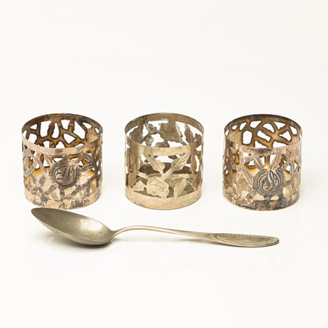 FLASKHÅLLARE samt SKEDAR, 4 delar, silver. Silver & Metall - Silver ...