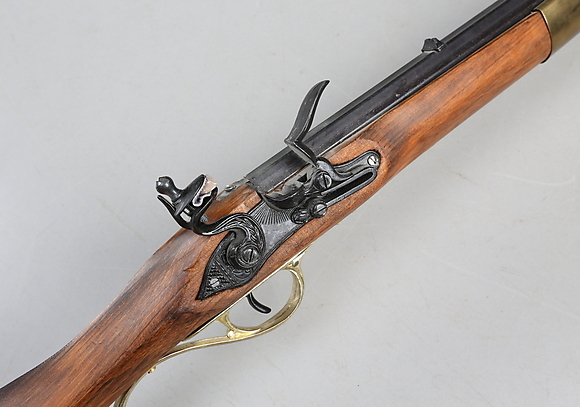 FLINT LOCK RIFLE, replica, late 20th century. Weapons & Militaria ...