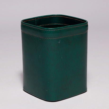 Recycle bin, green artificial leather, circa 1960/70s. Furniture ...