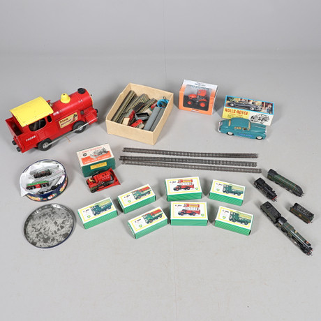 TOYS & TRAINS. Toys - Toys - Auctionet