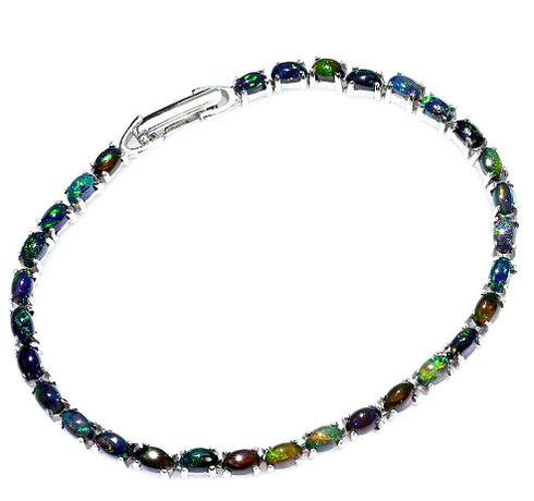 SVART OPALER SILVERARMBAND. Smycken & Ädelstenar - Armband - Auctionet