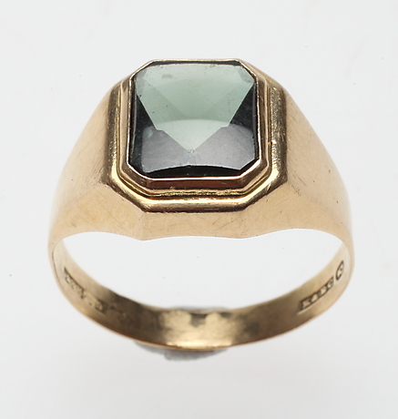 Signet ring with stone, gold, 18K. Jewellery & Gemstones - Rings ...