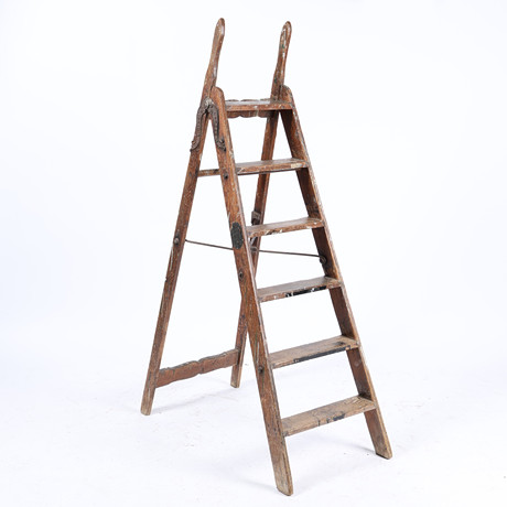 A 20TH CENTURY LADDER BY SIMPLEX. Furniture - Other - Auctionet