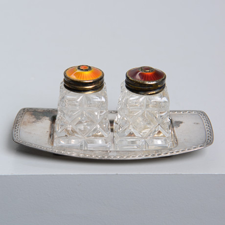 HROAR PRYDZ. Salt- och pepparkar, silver, David Andersen, Norge, 1900 ...