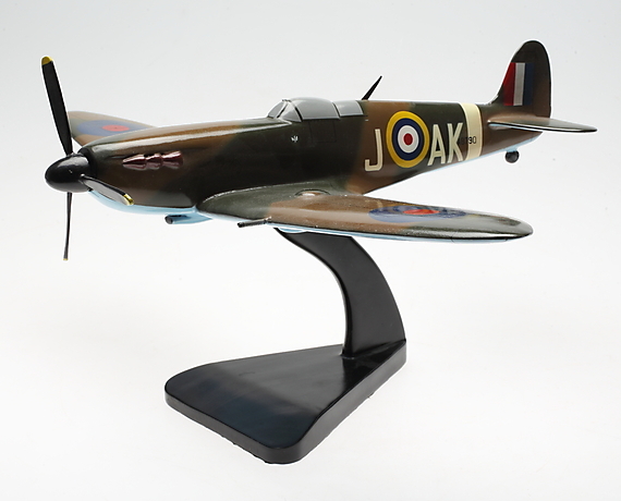 MODEL PLANE, "Spitfire IX", wood, 1900s. Toys - Auctionet