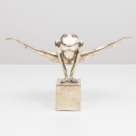 SCULPTURE, silver patinated bronze, frog, “Look at my legs”, Art People ...