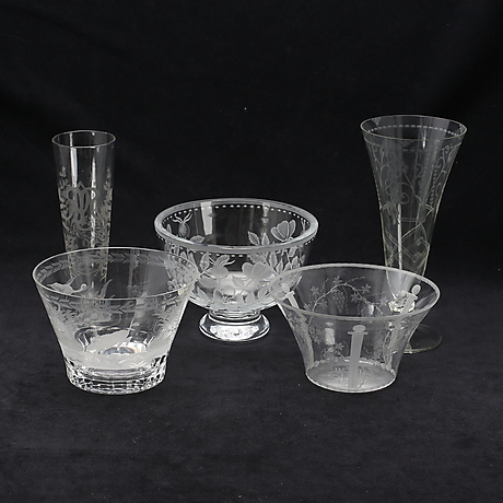 BOWS and VASES, 5 pieces, ground glass. Glass - Other - Auctionet