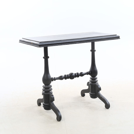 RELIEF TABLE, painted wood. Furniture - Tables - Auctionet