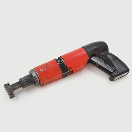 HILTI DX400, BOLT GUN WITH ACCESSORIES, COMPRESSED AIR GUN ...