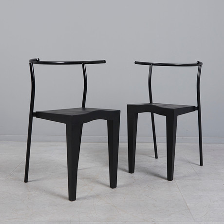 PHILIPPE STARCK. för Kartell, två stolar, modell 'Dr. Glob', plast ...