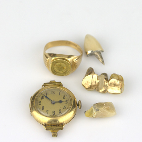 SCRAP GOLD, 5 pieces, gold 14/18k. Jewellery & Gemstones - Jewellery ...