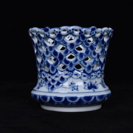 CIGARETTKOPP, porslin, "Musselmalet" helblond, Royal Copenhagen ...