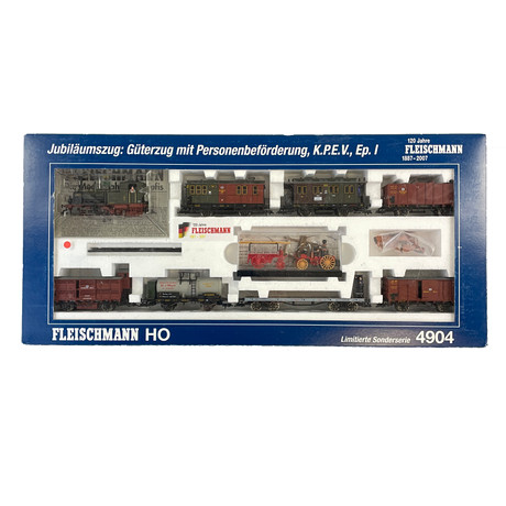 FLEISCHMANN, steam locomotive with 7 carriages for model railway, 4904 ...