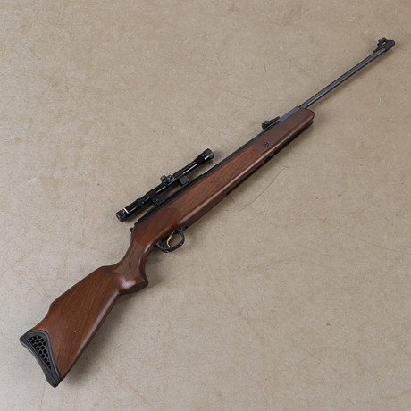 AIR RIFLE WITH BINOCULAR SIGHT, Hatsan model 135, 2000s. Weapons ...