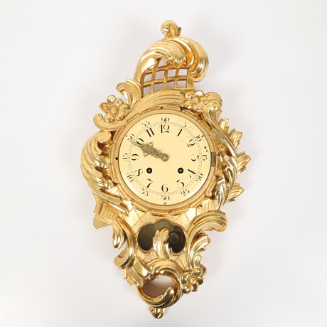 WALL PENDYL, gilt, Rococo style. Clocks & Watches - Wall Clocks - Auctionet