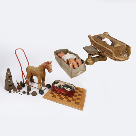 COLLECTION OF TOYS, DOLLS AND A SET OF BABY SCALES (QTY). Toys - Toys ...