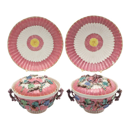 PAIR OF CHINESE FAMILLE ROSE EXPORT ECUELLES COVERS & STANDS. Ceramics ...