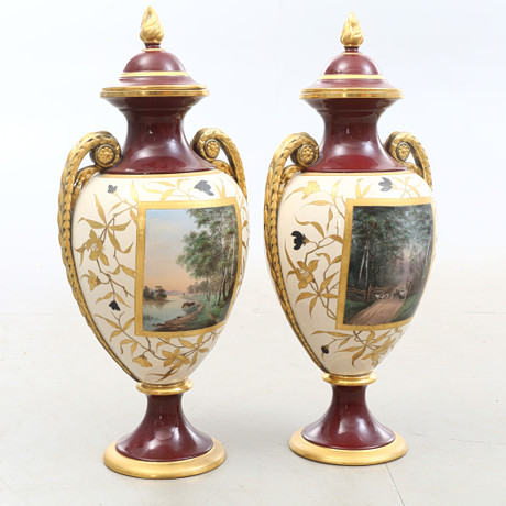 A pair of Rörstrand porcelain urns with lid, 1890-1920. Ceramics ...