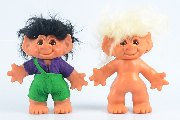 TROLL / DAM-TROLL, 2 st, Dam, Made in Danmark. 1900-talets andra hälft ...