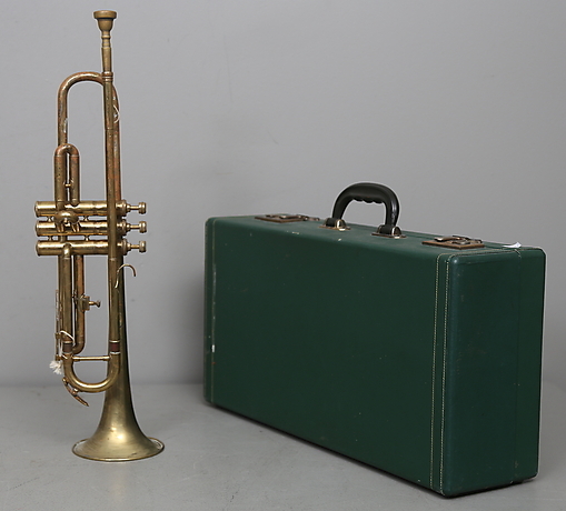 TRUMPET, Similar. Collectables - Musical instruments - Auctionet