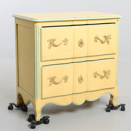 DE TONGE. A chest of drawers, marked de Tonge, France, 20th century ...