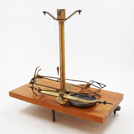 PHARMACY SCALE WITH WEIGHTS, BRASS, LINDELLS, 20TH CENTURY ...