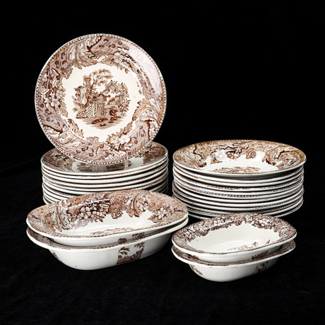 28-piece DINNERWARE, Devon, England. Ceramics & Porcelain - Tableware ...