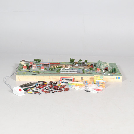 MODELLJÄRNVÄG, parti, miniatyrer, bland annat Märklin mini club ...