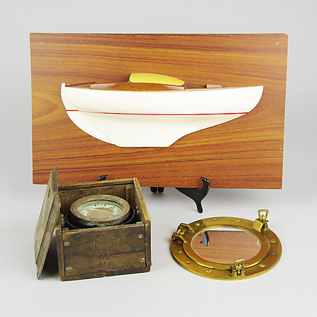 HALF BOAT MODEL, COMPASS AND BOAT VALVE. Miscellaneous - Technica ...