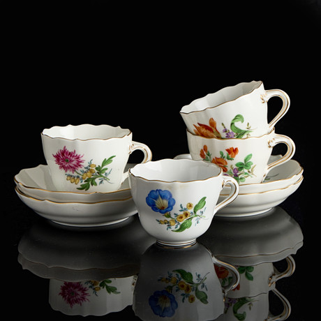 MEISSEN, 4 mocca cups with saucers, marked at the bottom, hand painted ...