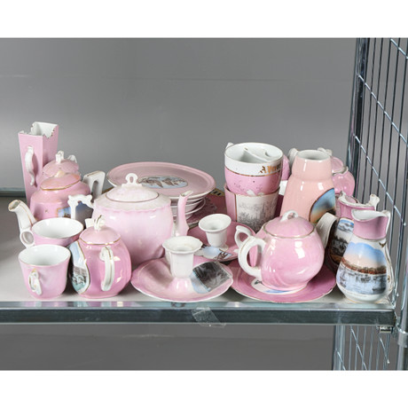 A COLLECTION OF 19TH CENTURY AND LATER PINK LUSTRE SOUVENIR WARE (QTY ...