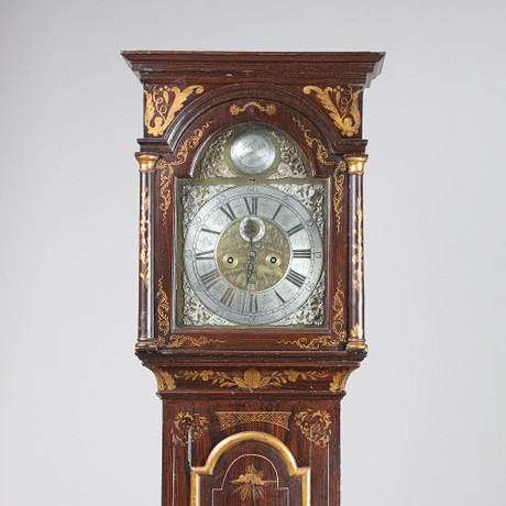 CHRISTOPHER HÖRNER. GOLVUR. Bemålat med dekor i kinesiserande stil ...