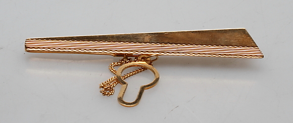 PIN DE CORBATA, oro 18k, peso aprox. 5,4 gramos. Joyería y gemas ...