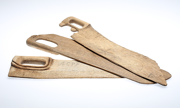 JACKET WOOD / JACKET KNIFE, 3 pcs, one of which is marked 1787. Folk ...