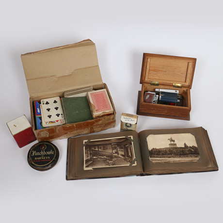 A COLLECTION OF VINTAGE LIGHTERS, PLAYING CARDS AND A SMALL POSTCARD ...