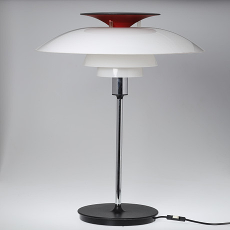 POUL HENNINGSEN. ”PH-80" bordslampa, förkromad stam, akrylskärmar ...