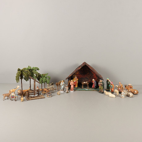 JULKRUBBA med figurer. Övrigt - Övrigt - Auctionet