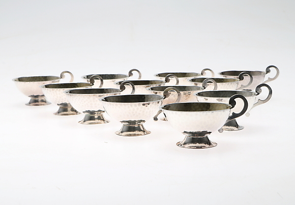 PUNCH MUGS, 12 pcs, K&EC, 1956 or 1959. Silver & Metals - Silver ...