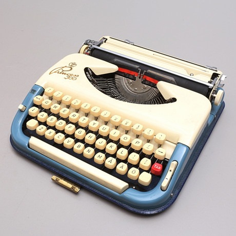 A 1960s Princess 300 typewriter. Miscellaneous - Technica & Nautica ...