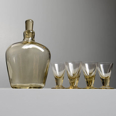 HUGH DUNNE COOKE. Decanter, Eda Glasbruk, etiquetado, principios de los ...