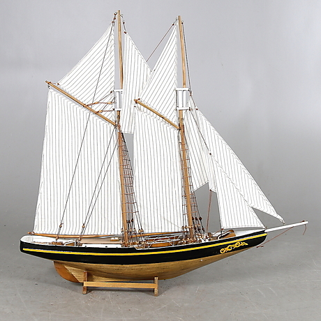SHIP MODEL, Brigg, 1900s. Miscellaneous - Technica & Nautica - Auctionet