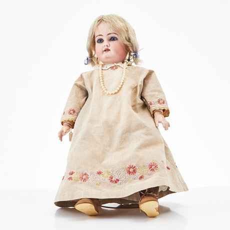 HEINRICH HANDWERCK BISKVI GIRL DOLL, circa 1900, head marked “79 11½ ...