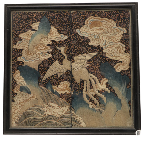 A CHINESE EMBROIDERED 5TH RANK BADGE. Asiatica - Auctionet