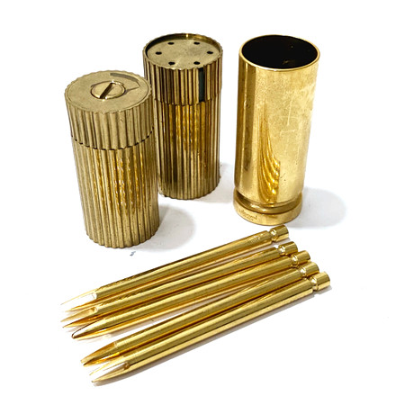 SALT AND PEPPER SHAKER WITH SEAFOOD CHOPSTICKS IN GOLD METAL. ITALIAN ...