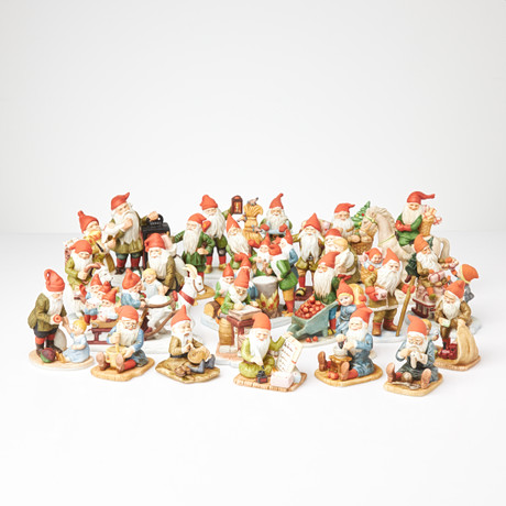 JENNY NYSTRÖM. Efter, samling tomte-figuriner, 26 st., porslin, Kalmar ...