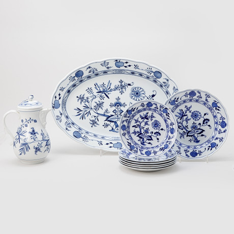 SERVISDELAR, 11 delar, porslin och flintgods, "Lökmönstret", Meissen ...