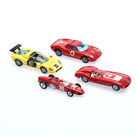 4 st FERRARI MODELL BILAR 1/43, Tekno och Corgi toys. Leksaker ...
